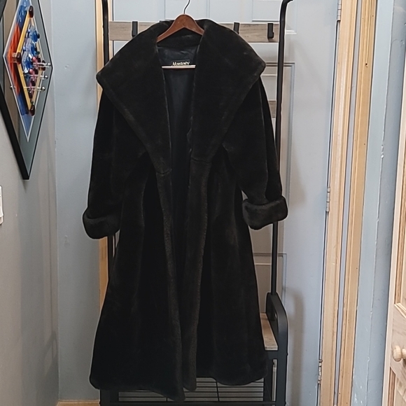 Monterey Fashions | Jackets & Coats | Montery Fashions Ladies Long ...